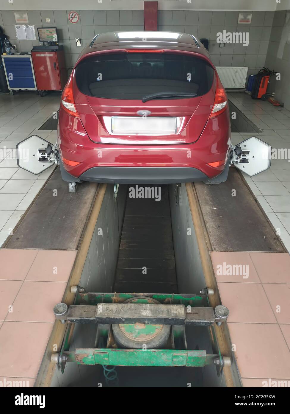 Process alignment hi-res stock photography and images - Alamy