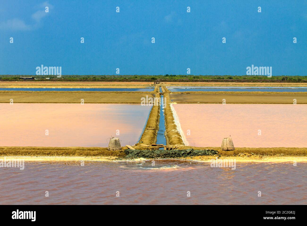 Saline storage hi-res stock photography and images - Alamy