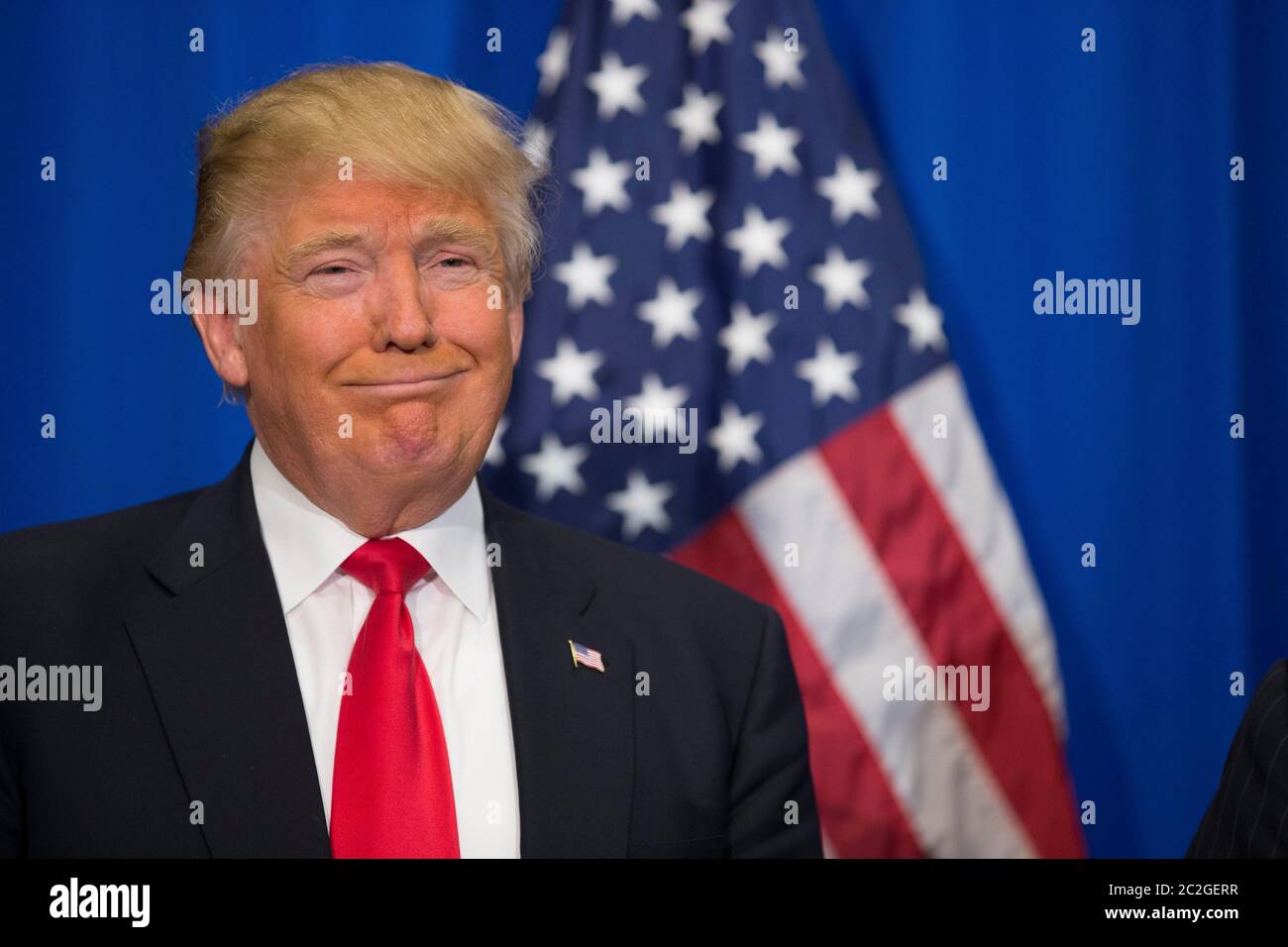 Donald trump smiling hi-res stock photography and images - Alamy
