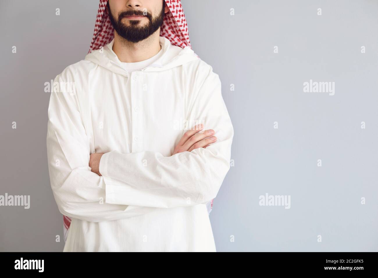 Saudi keffiyeh hi-res stock photography and images - Alamy