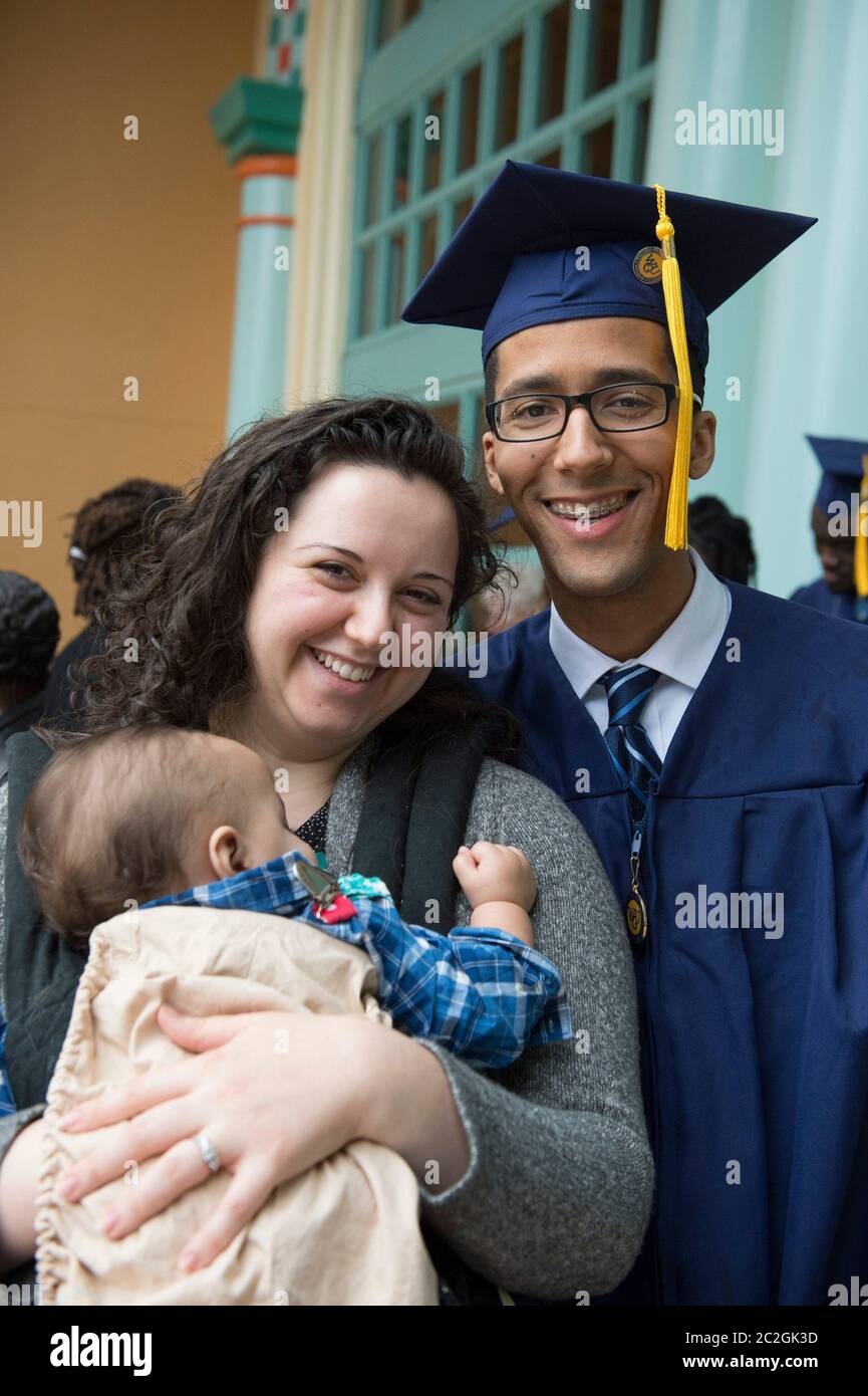 Nontraditional college student hi-res stock photography and images - Alamy