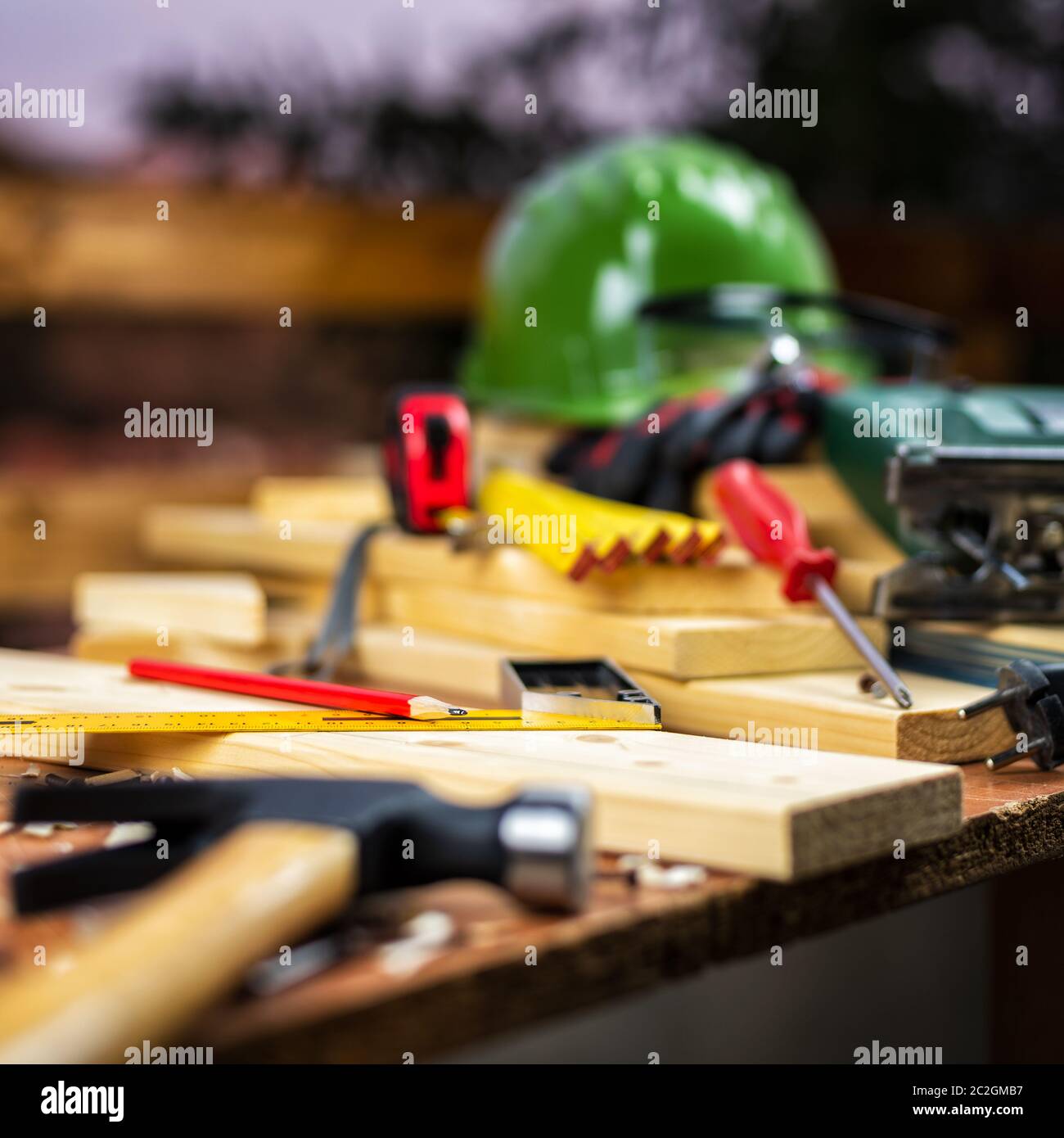 Carpenters square hi-res stock photography and images - Alamy