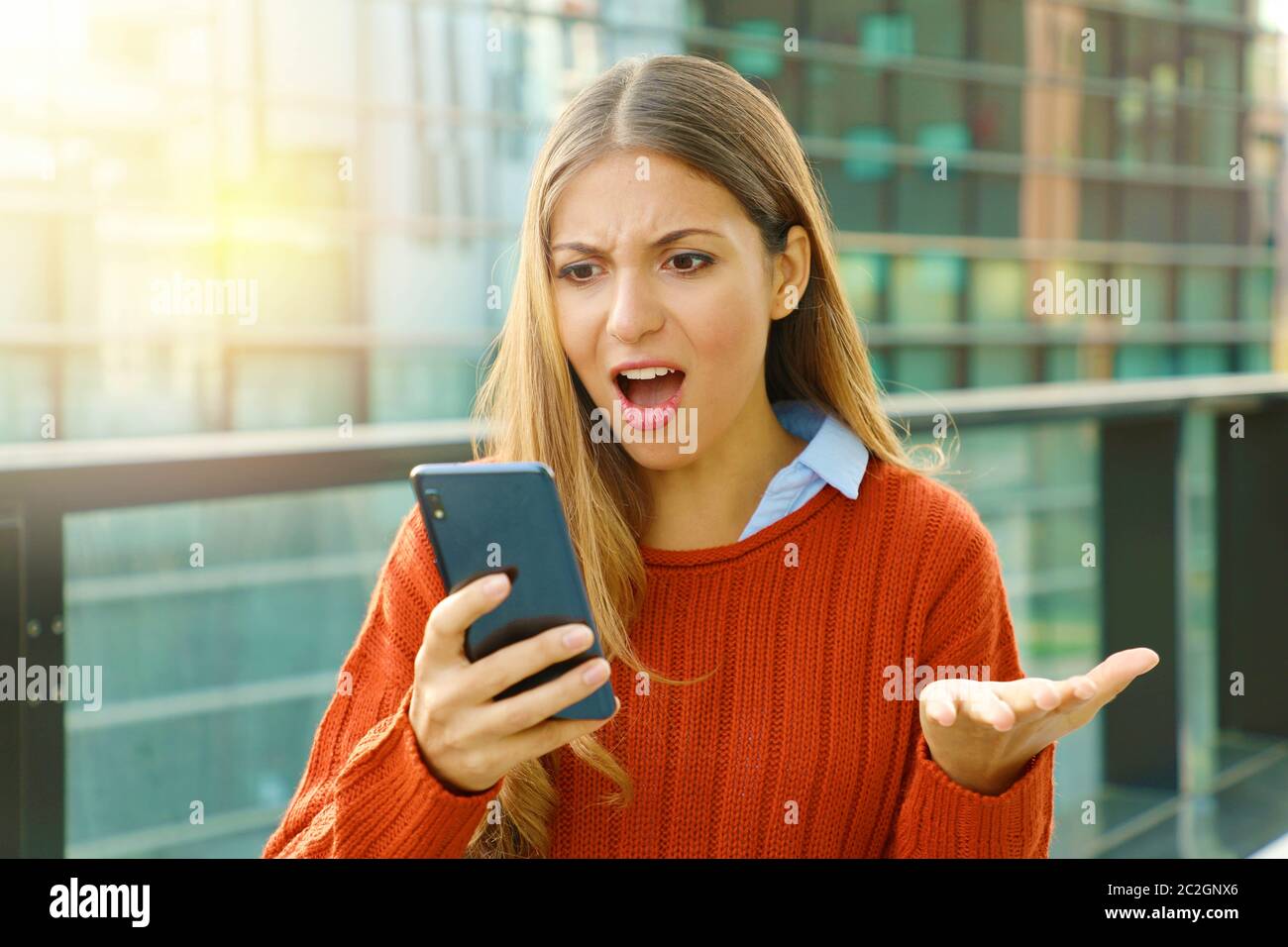 Unhappy banking customer hi-res stock photography and images - Alamy