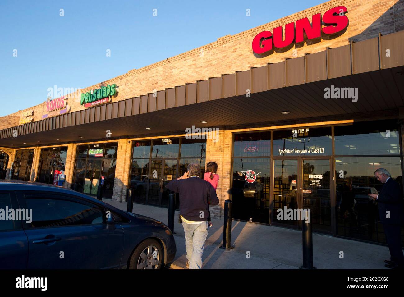 McAllen Texas USA, February 11 2014: Gun store in suburban shopping ...