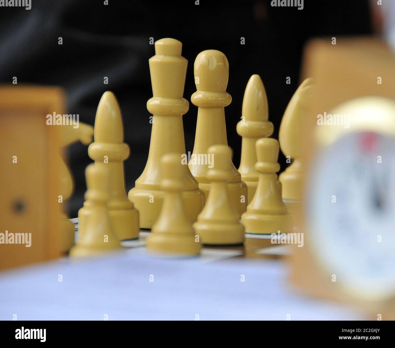 Chess pieces chess hi-res stock photography and images - Alamy