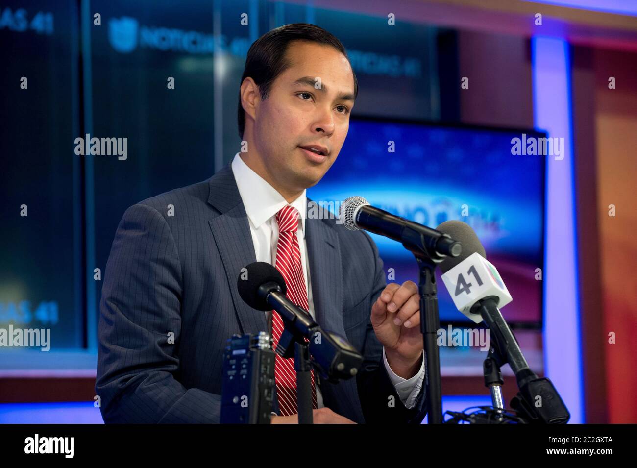 Nominee for mayor hi-res stock photography and images - Alamy