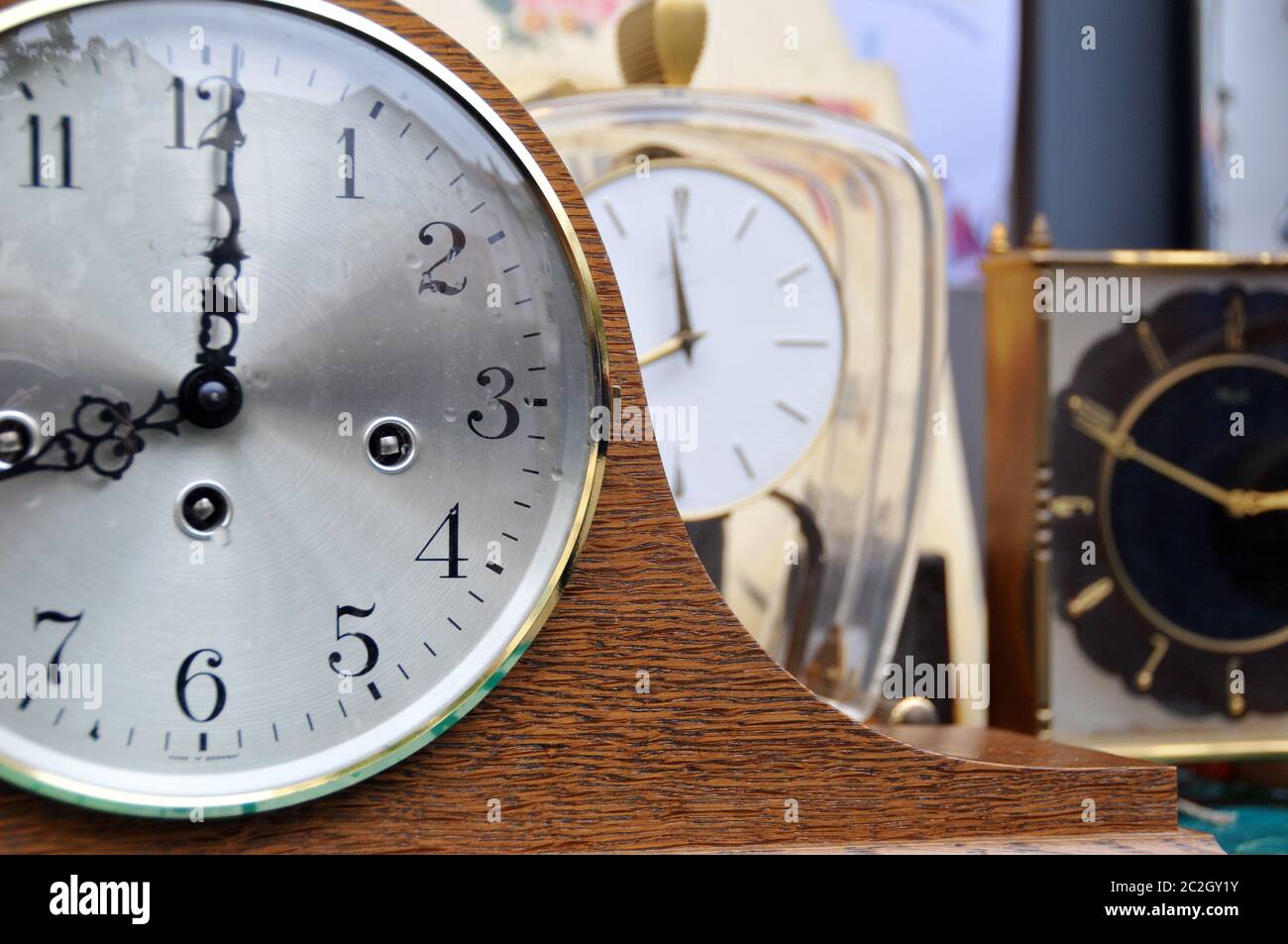 Timer technology hi-res stock photography and images - Alamy