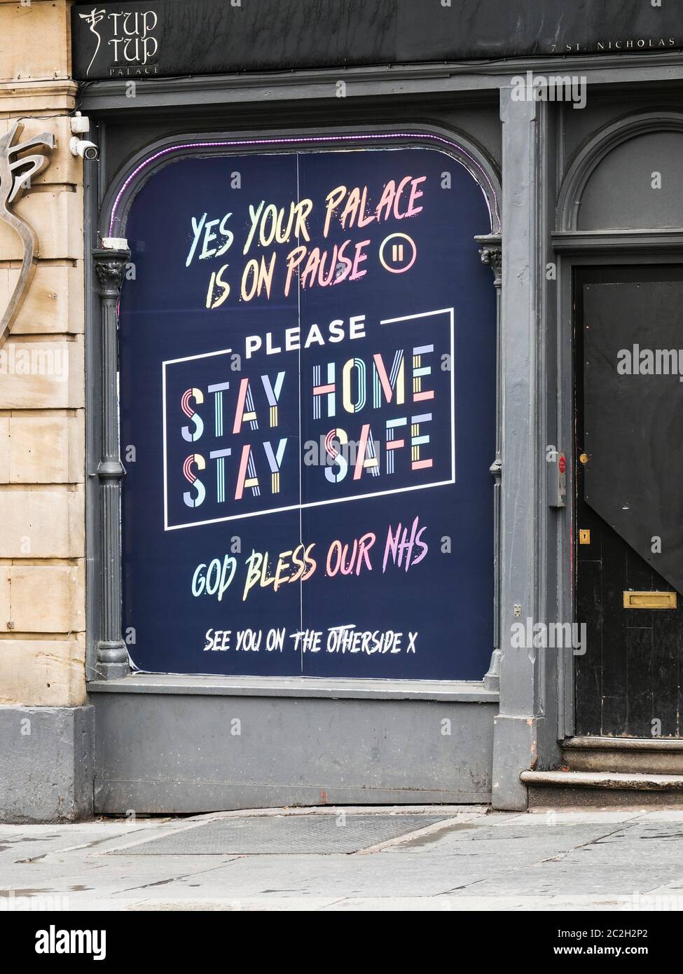 We are pub safe sign hi-res stock photography and images - Alamy