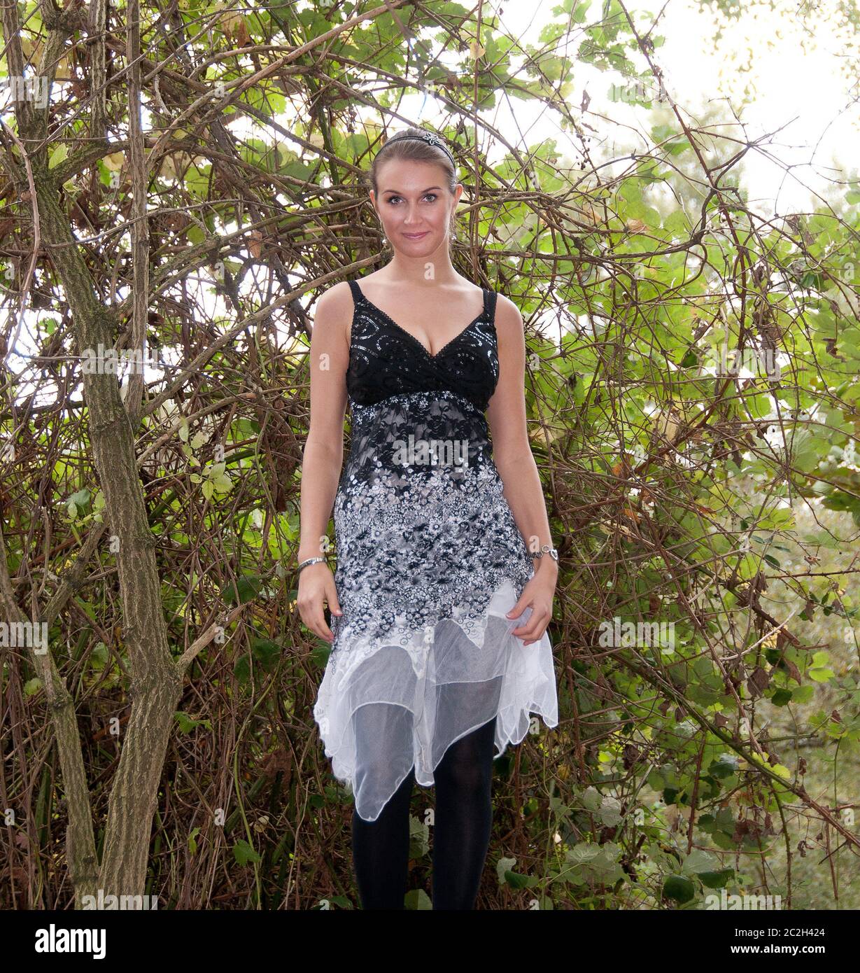 Fashion Cleavage High Resolution Stock Photography and Images - Alamy