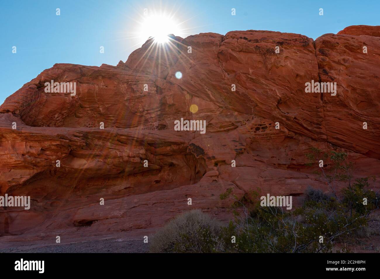 Red rocks landscape hi-res stock photography and images - Alamy