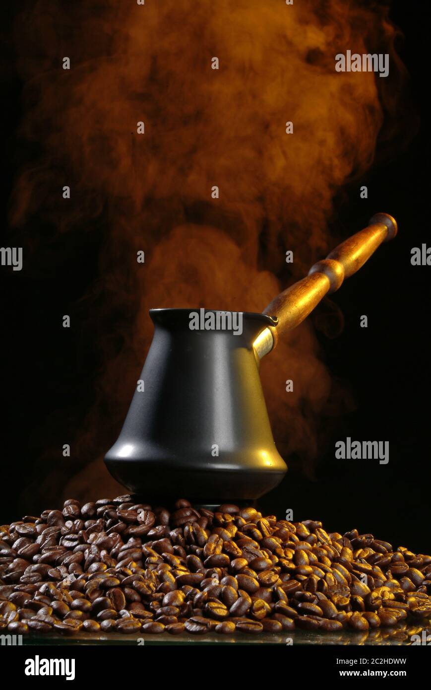 Smoking bean hi-res stock photography and images - Alamy