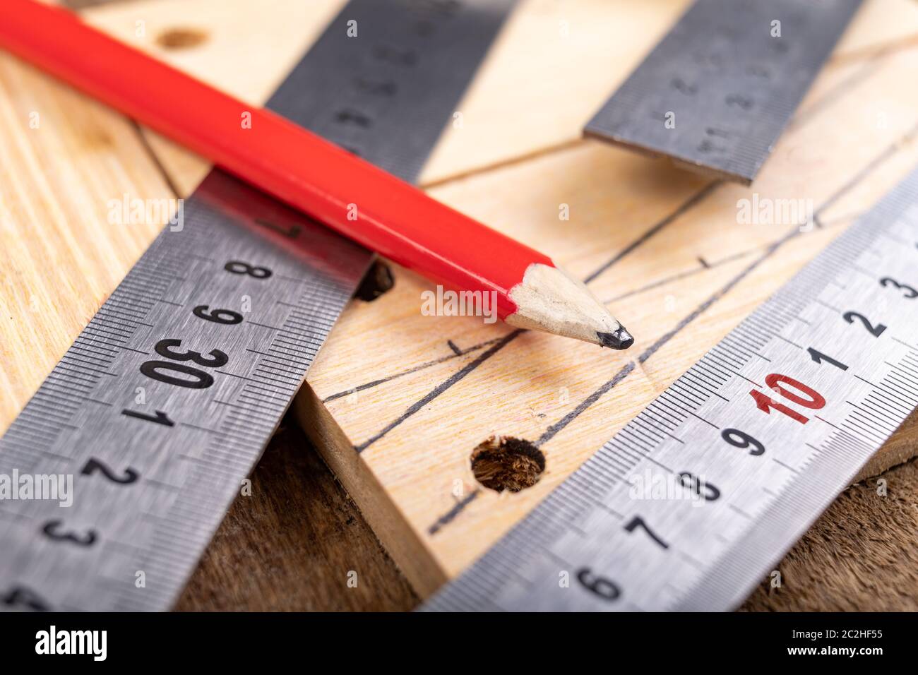 Wood cutting line drawing. Small carpentry work in a home workshop ...