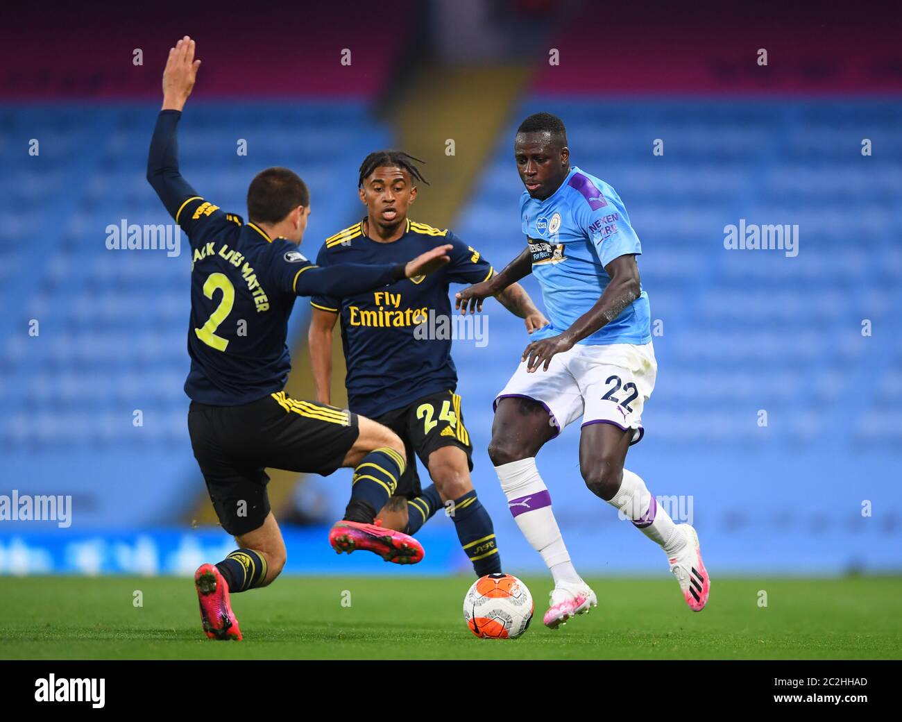 Arsenal's Hector Bellerin challenges Manchester City's Benjamin Mendy ...