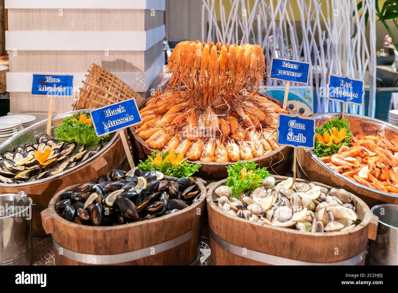 Seafood on ice Stock Photo - Alamy