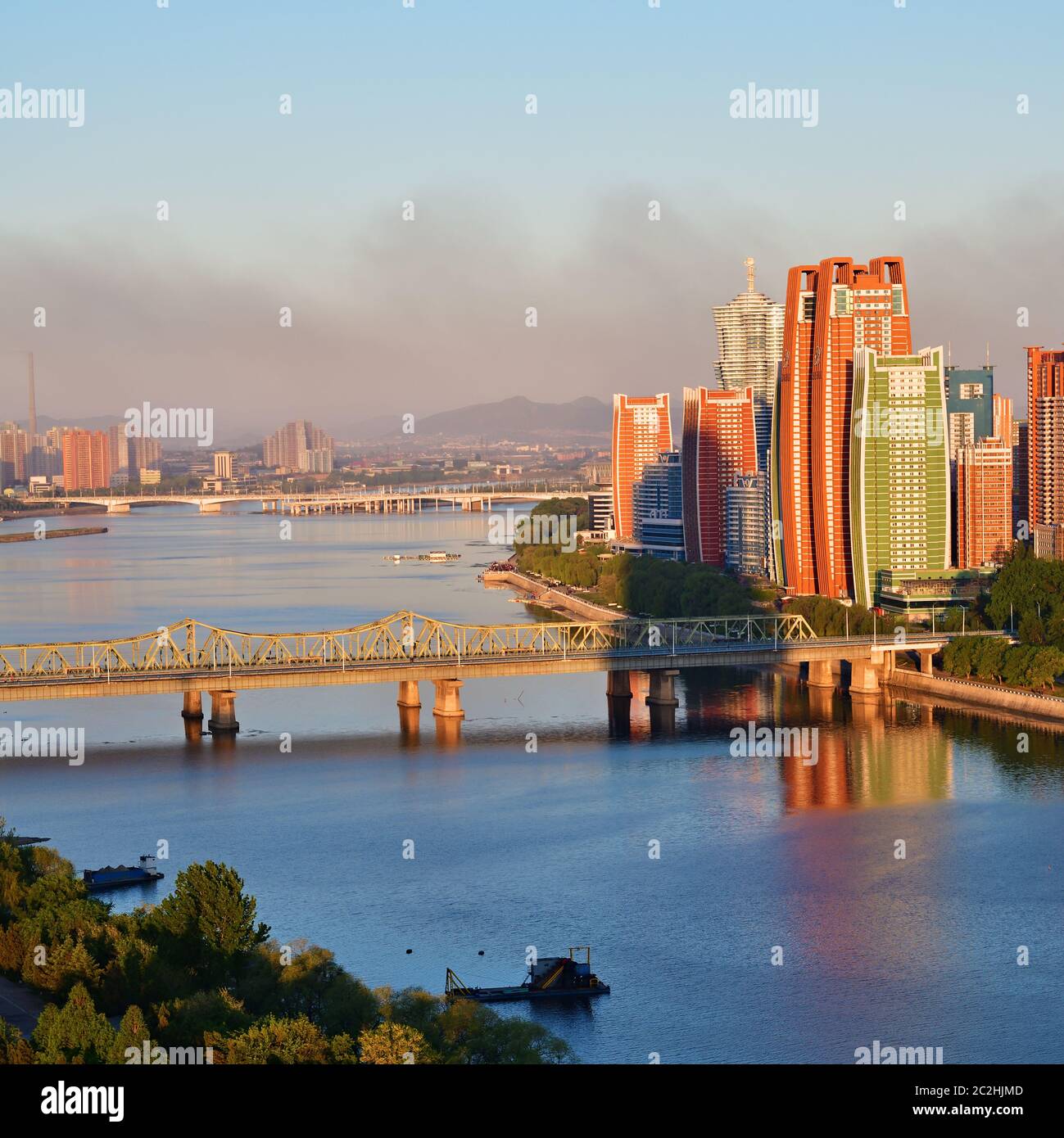 Pyongyang skyline 2019 hi-res stock photography and images - Alamy