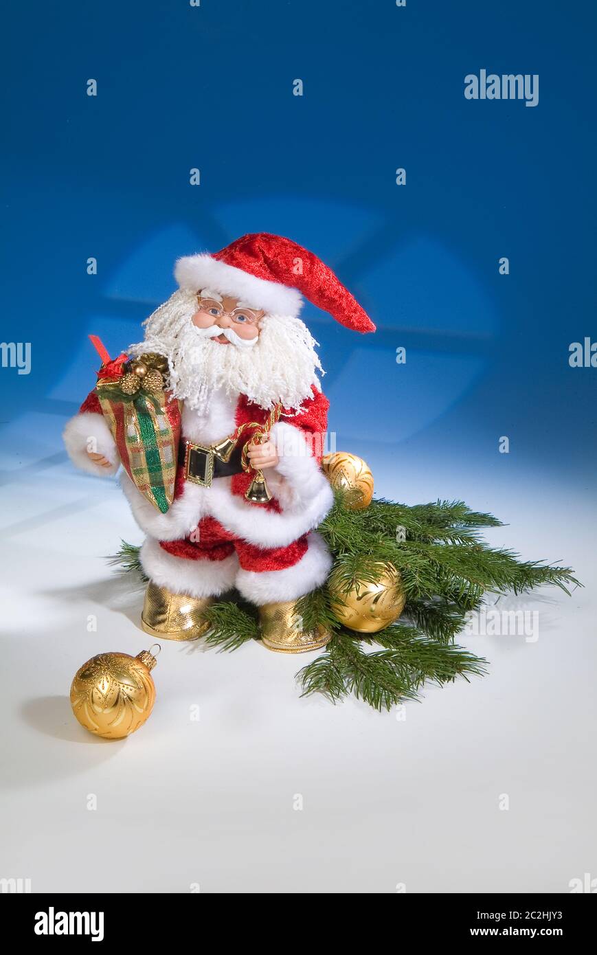 Santa klaus holiday hi-res stock photography and images - Alamy