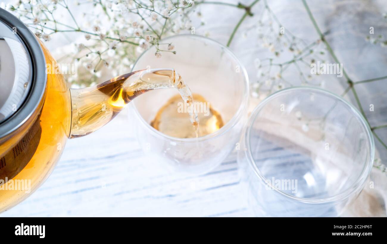 Empty teapot hi-res stock photography and images - Alamy