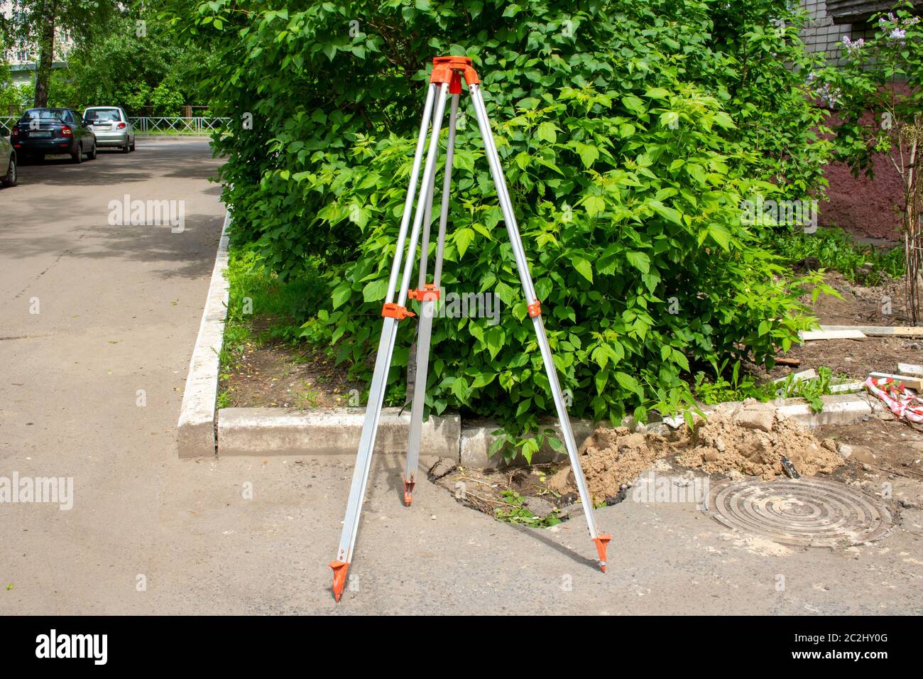 Surveying theodolite total station hi-res stock photography and images ...
