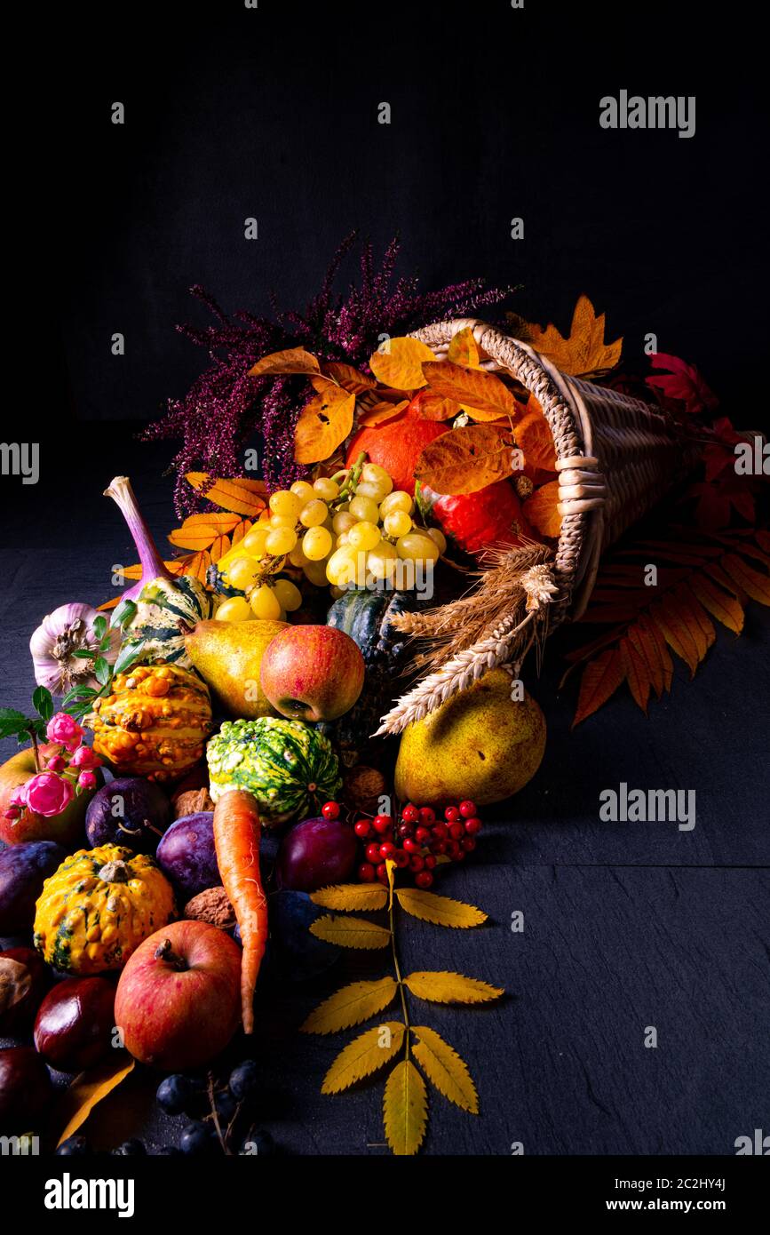 The beautiful and autumnal cornucopia Stock Photo - Alamy