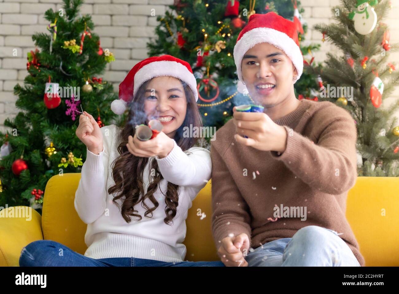 Firecrackers celebration hi-res stock photography and images - Alamy