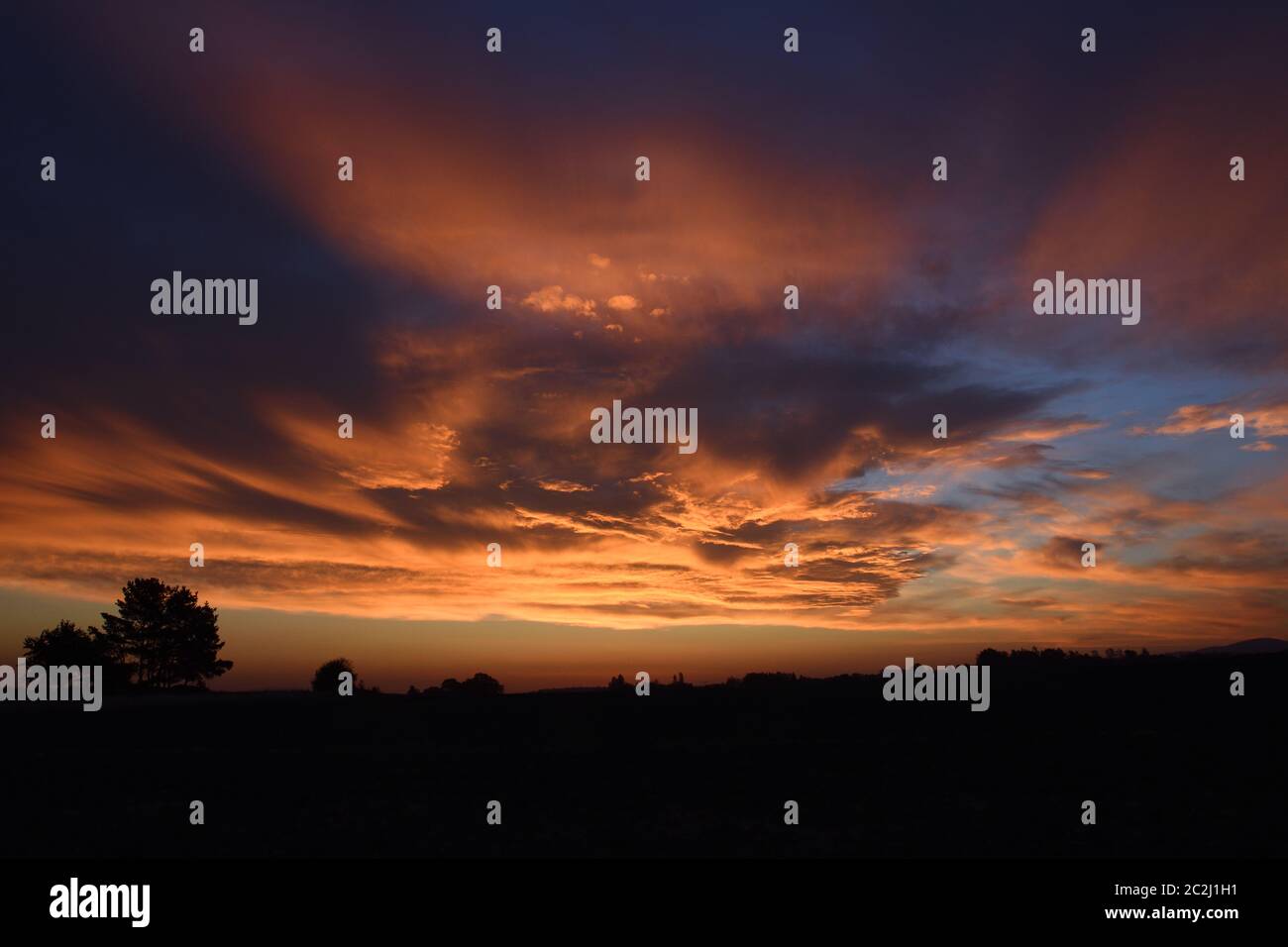 Dramatic sunrise colors hi-res stock photography and images - Alamy
