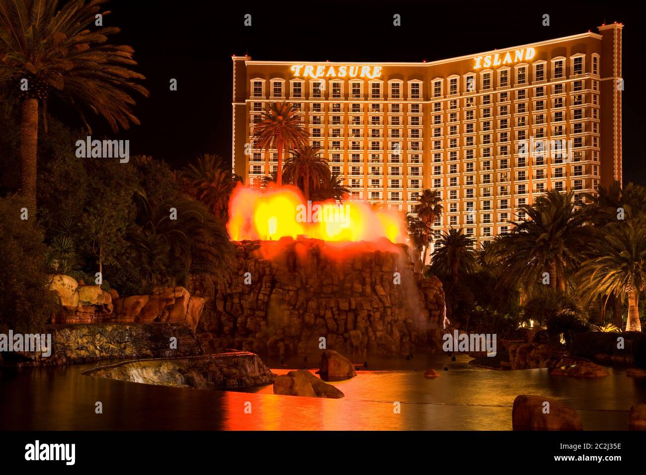 Mirage volcano hi-res stock photography and images - Alamy