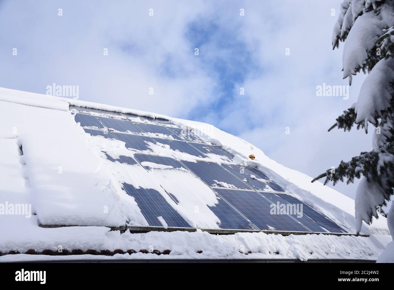 Snow-covered solar system. Snowcovered, module Stock Photo - Alamy