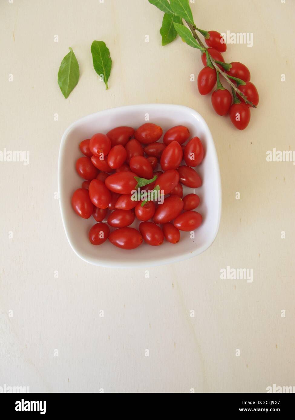 Red goji berry, wolfberry in a bowl Stock Photo - Alamy