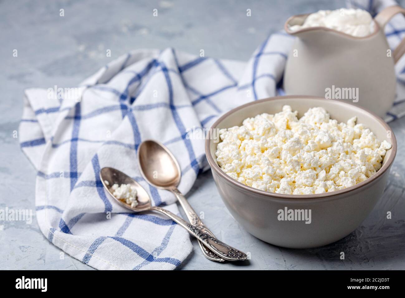 Natural cream cheese hi-res stock photography and images - Alamy