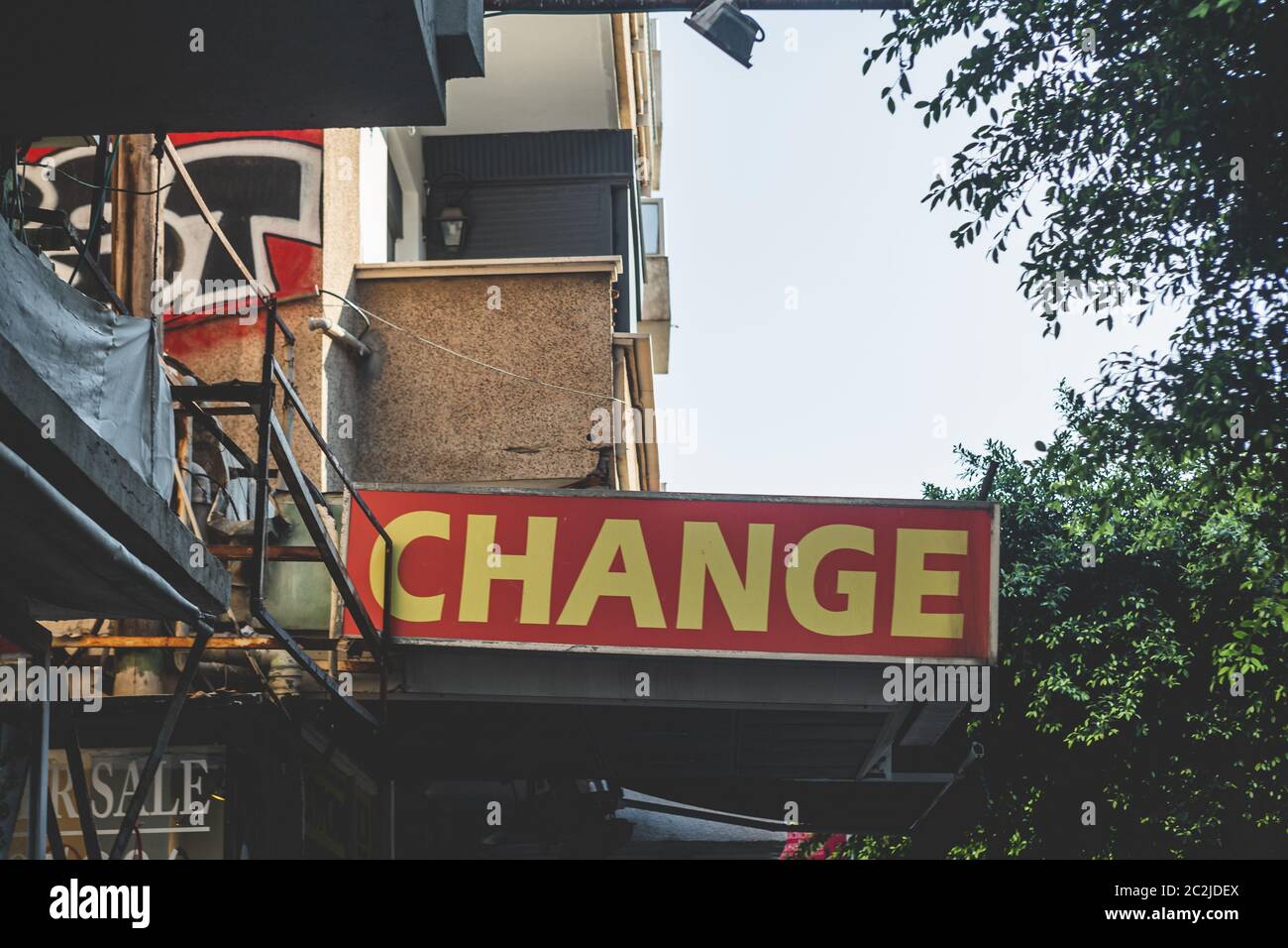 Local money changer signage in Tel Aviv Stock Photo - Alamy