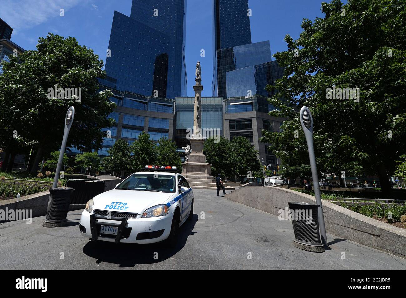 New York City, USA. 17th June, 2020. Two NYPD officers stand guard ...