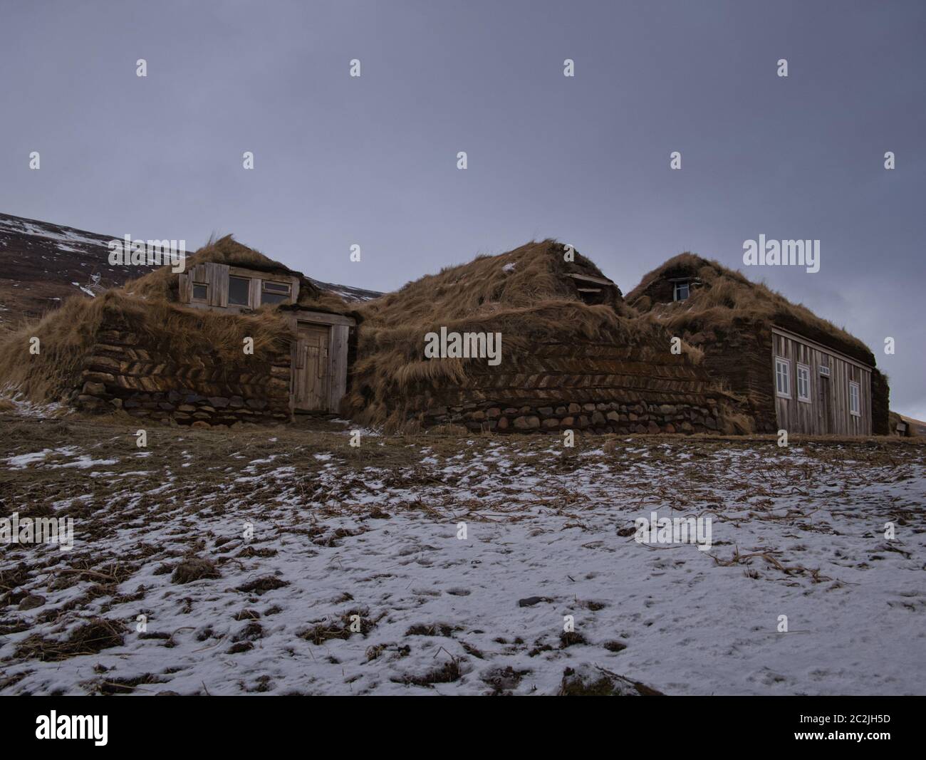 Peat house hi-res stock photography and images - Alamy