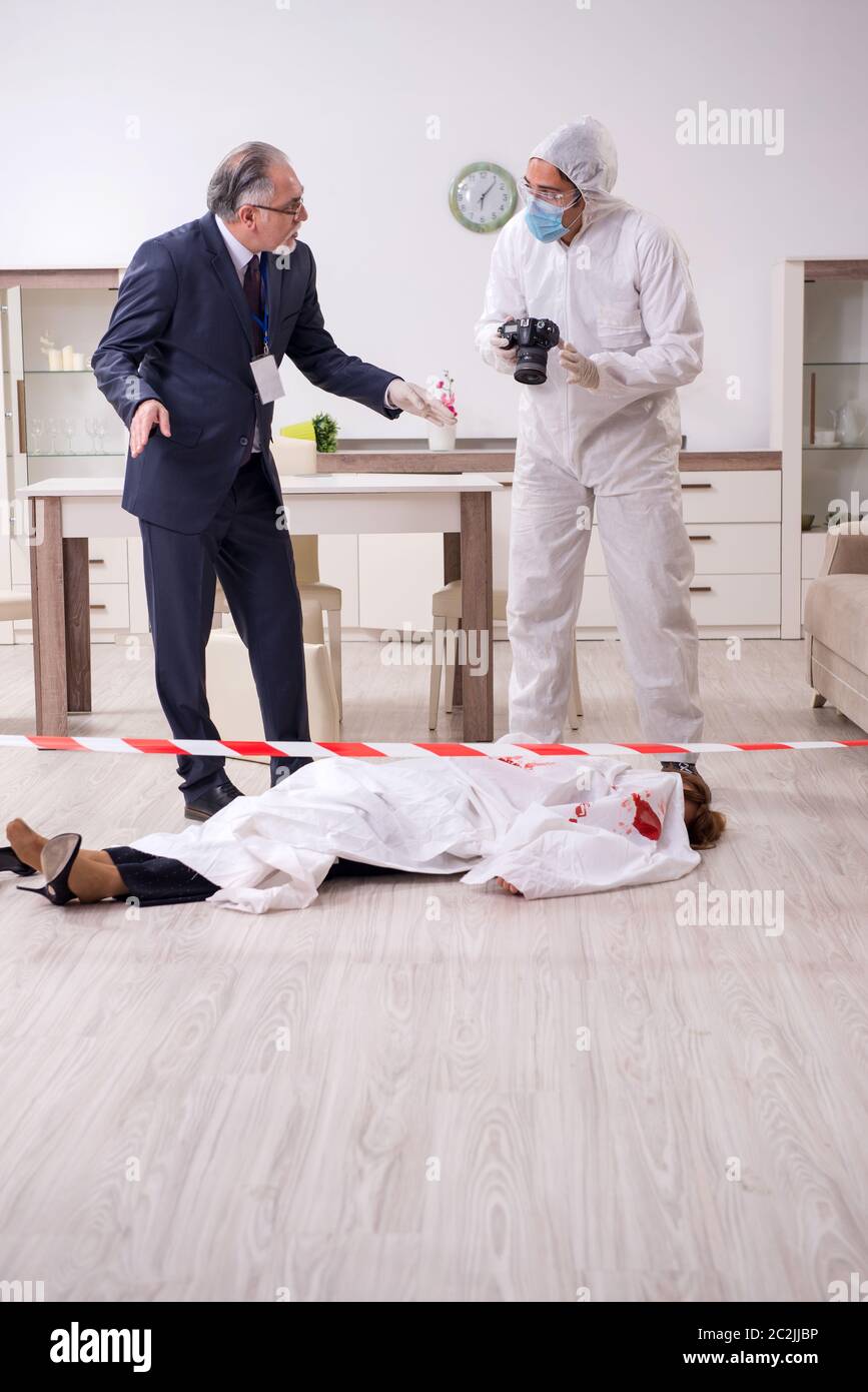 Crime scene house photos hi-res stock photography and images - Alamy