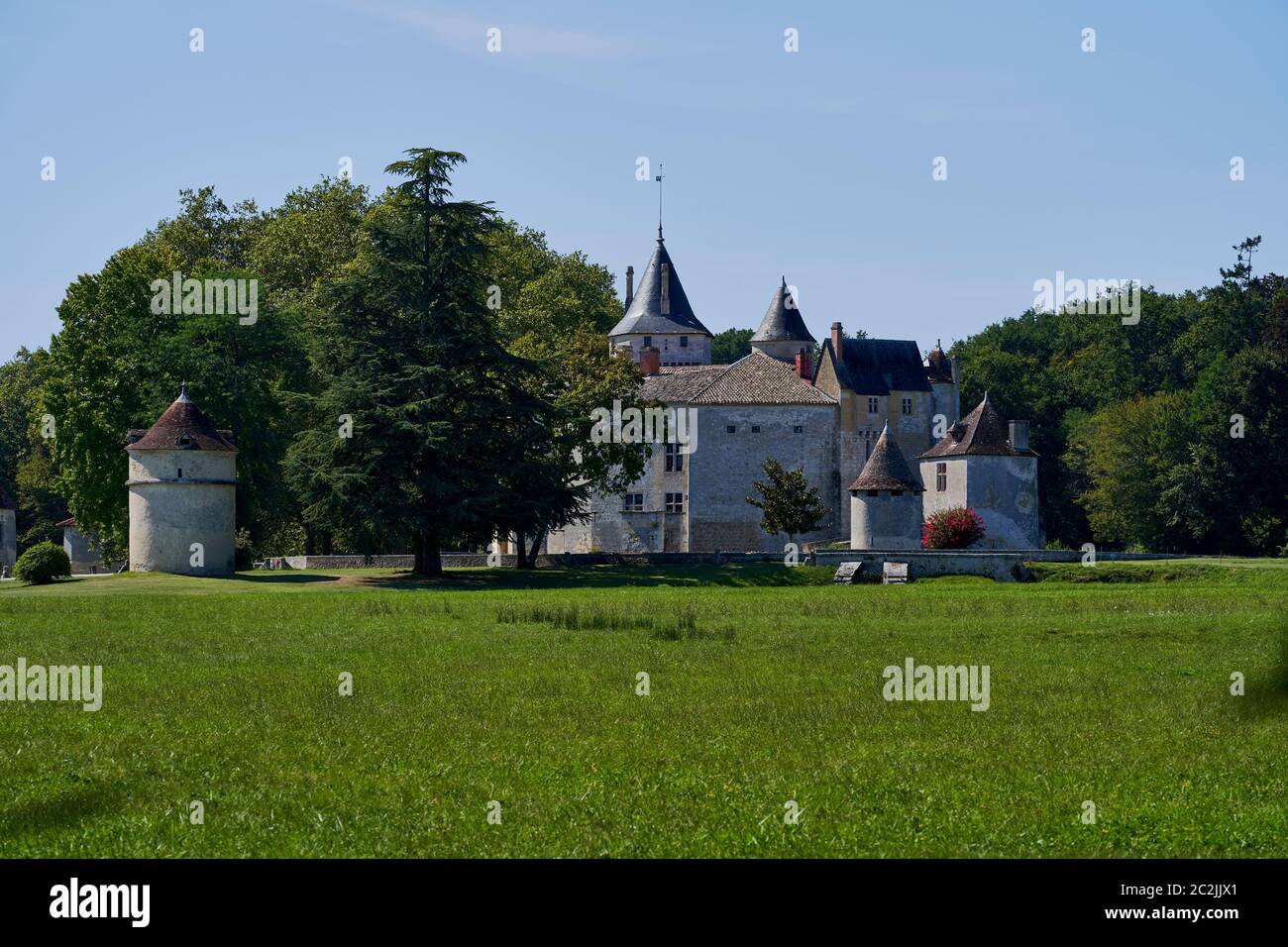 A view across the grounds to Brede castle (Chateau de la Brede) in the ...