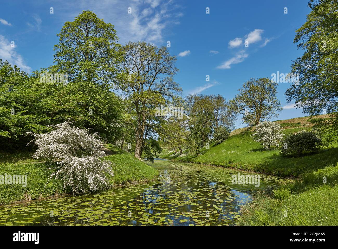 Curved river hi-res stock photography and images - Alamy