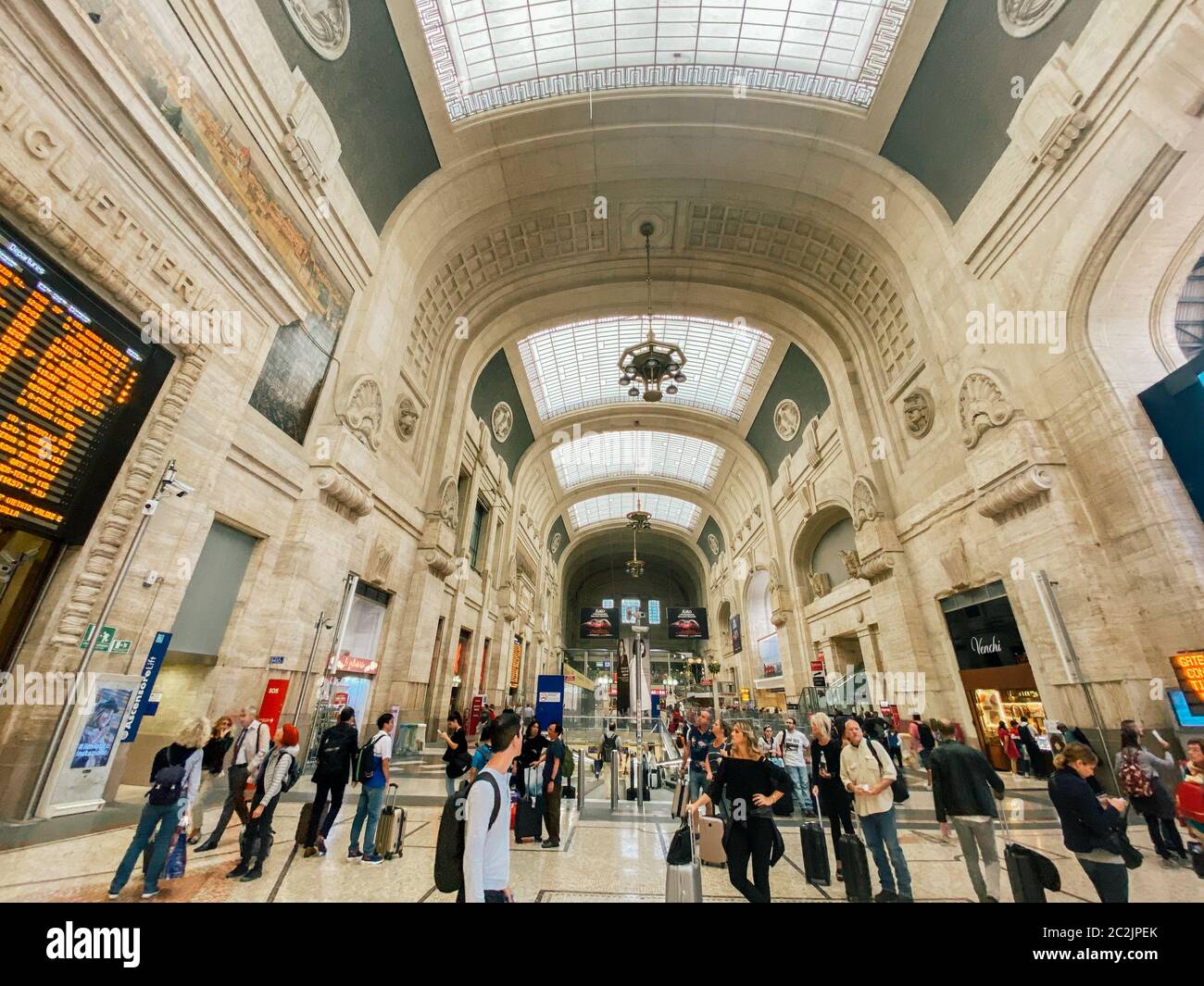 Milano centrale station interior hi-res stock photography and images ...