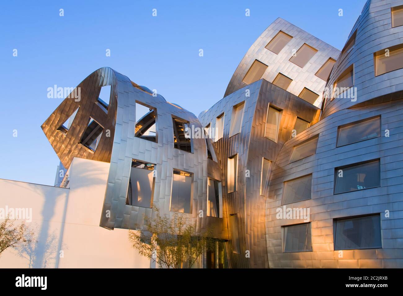 Cleveland Clinic Lou Ruvo Center for Brain Health (architect Frank ...