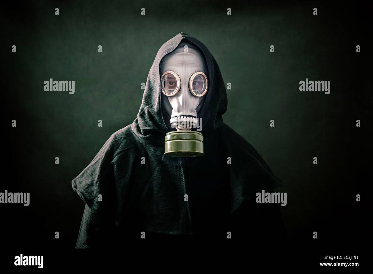 Pollution mask hi-res stock photography and images - Alamy
