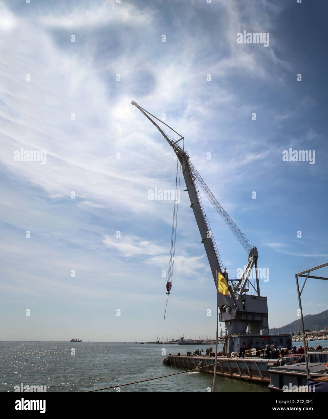 Cargo harbor hi-res stock photography and images - Alamy