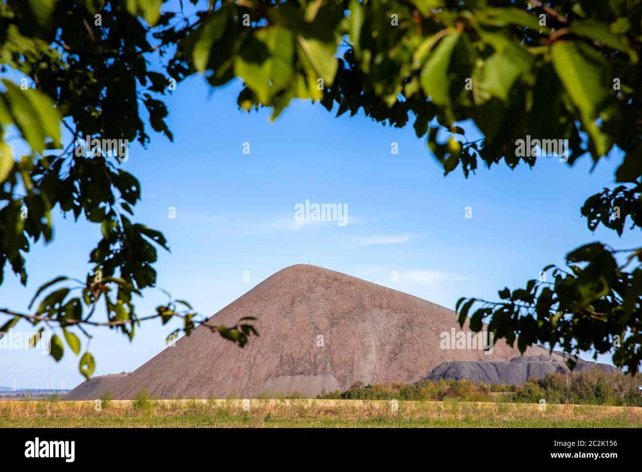 Heap of land hi-res stock photography and images - Alamy
