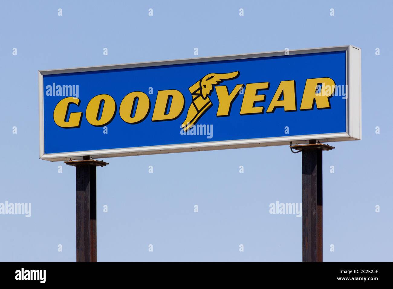 Goodyear logo hi-res stock photography and images - Alamy