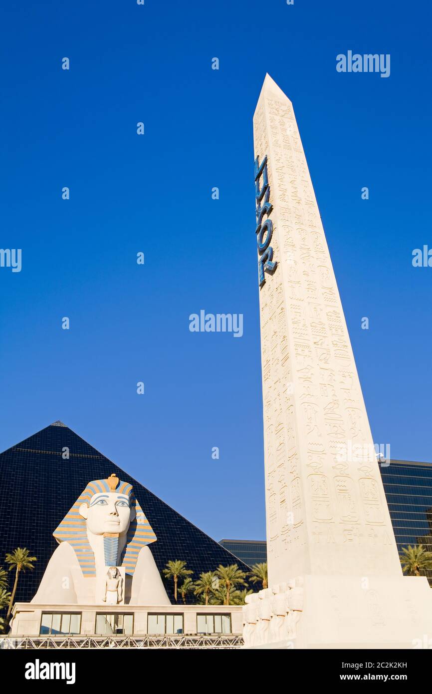 Sphinx outside the Luxor Hotel & Casino, Las Vegas, Nevada, USA, North ...
