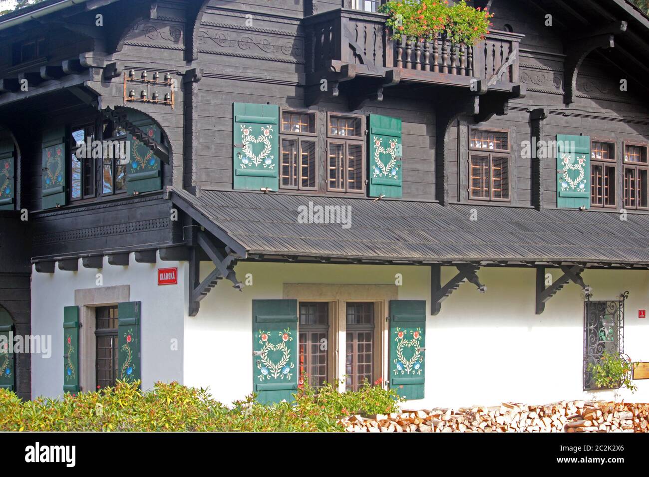 Bog house hi-res stock photography and images - Alamy