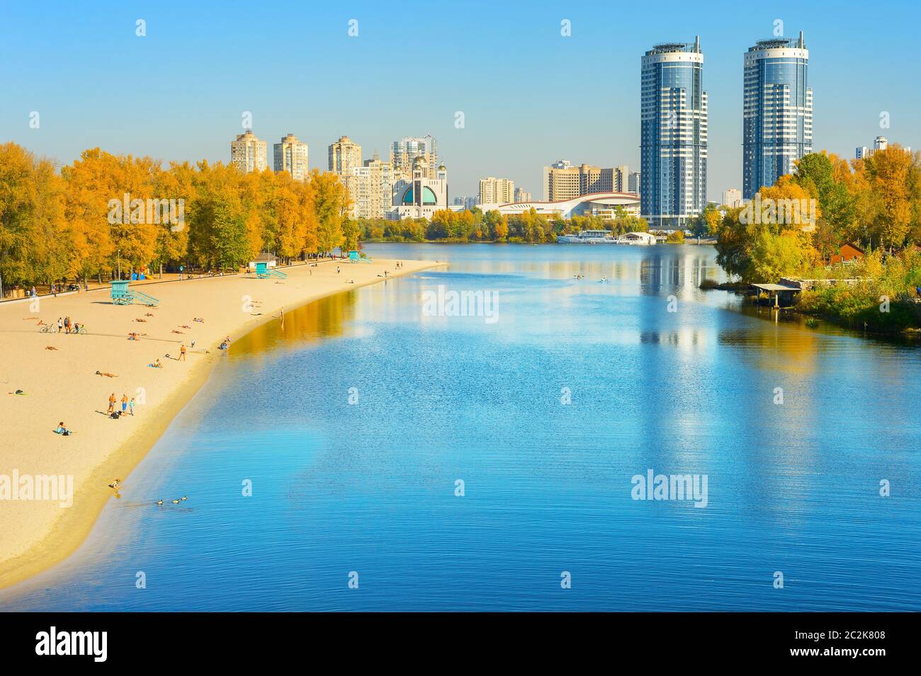 People Hydropark Kiev river Dnipro Stock Photo - Alamy
