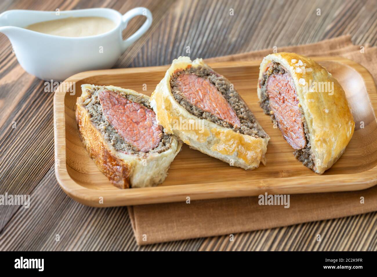 Beef wellington plate hi-res stock photography and images - Alamy