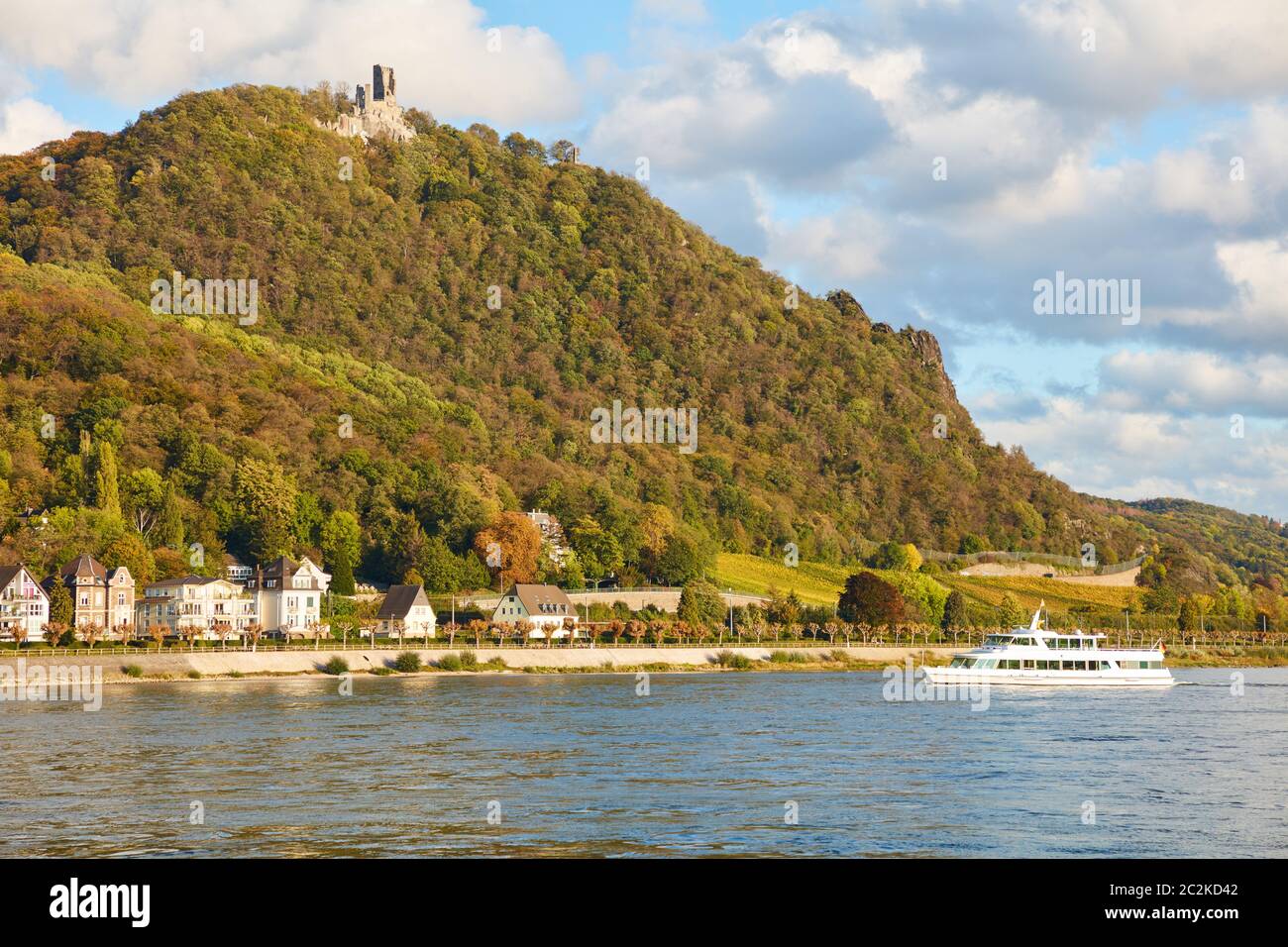 Siebengebirge drachenfels hi-res stock photography and images - Alamy
