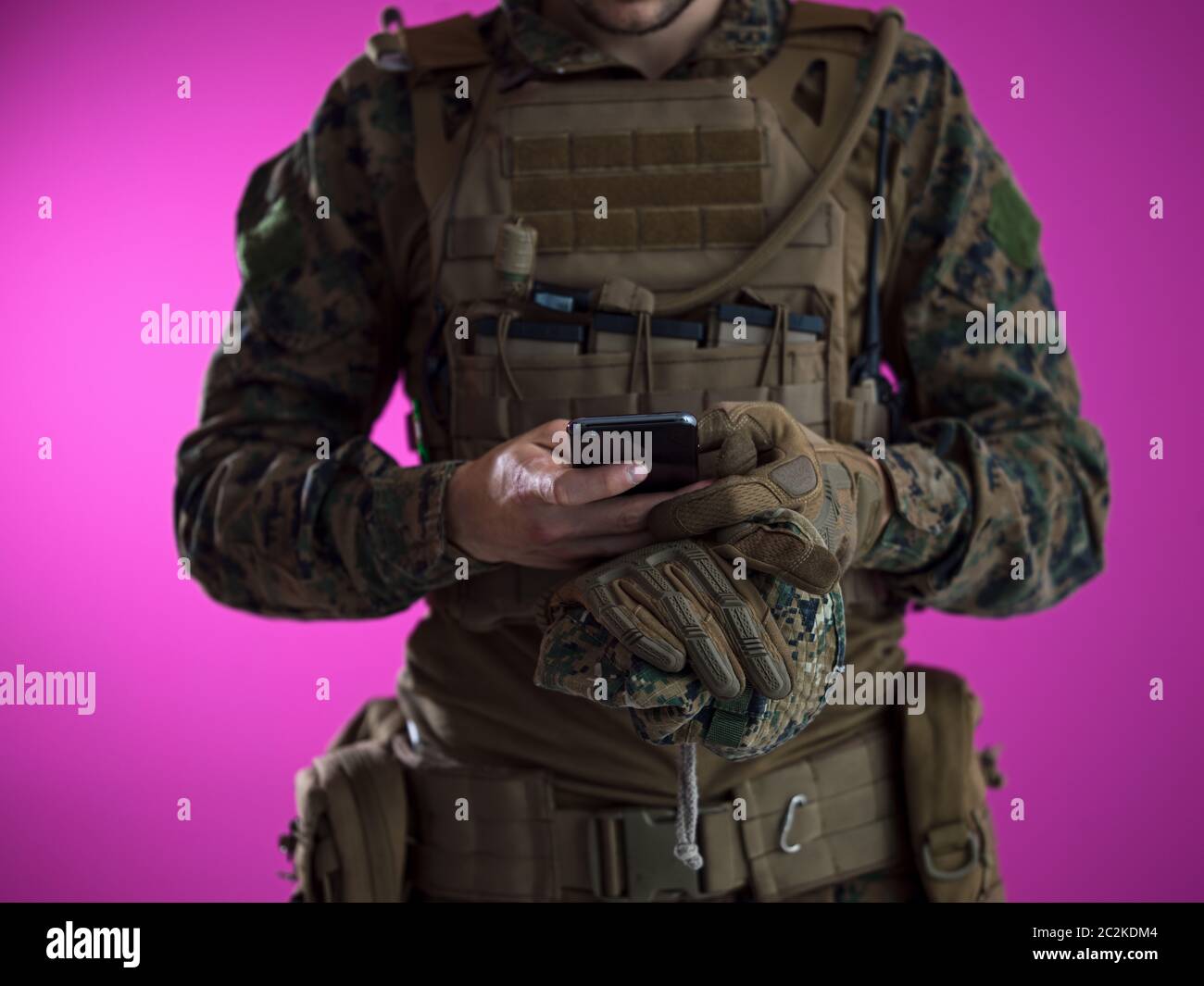 Soldier and girlfriend hi-res stock photography and images - Alamy