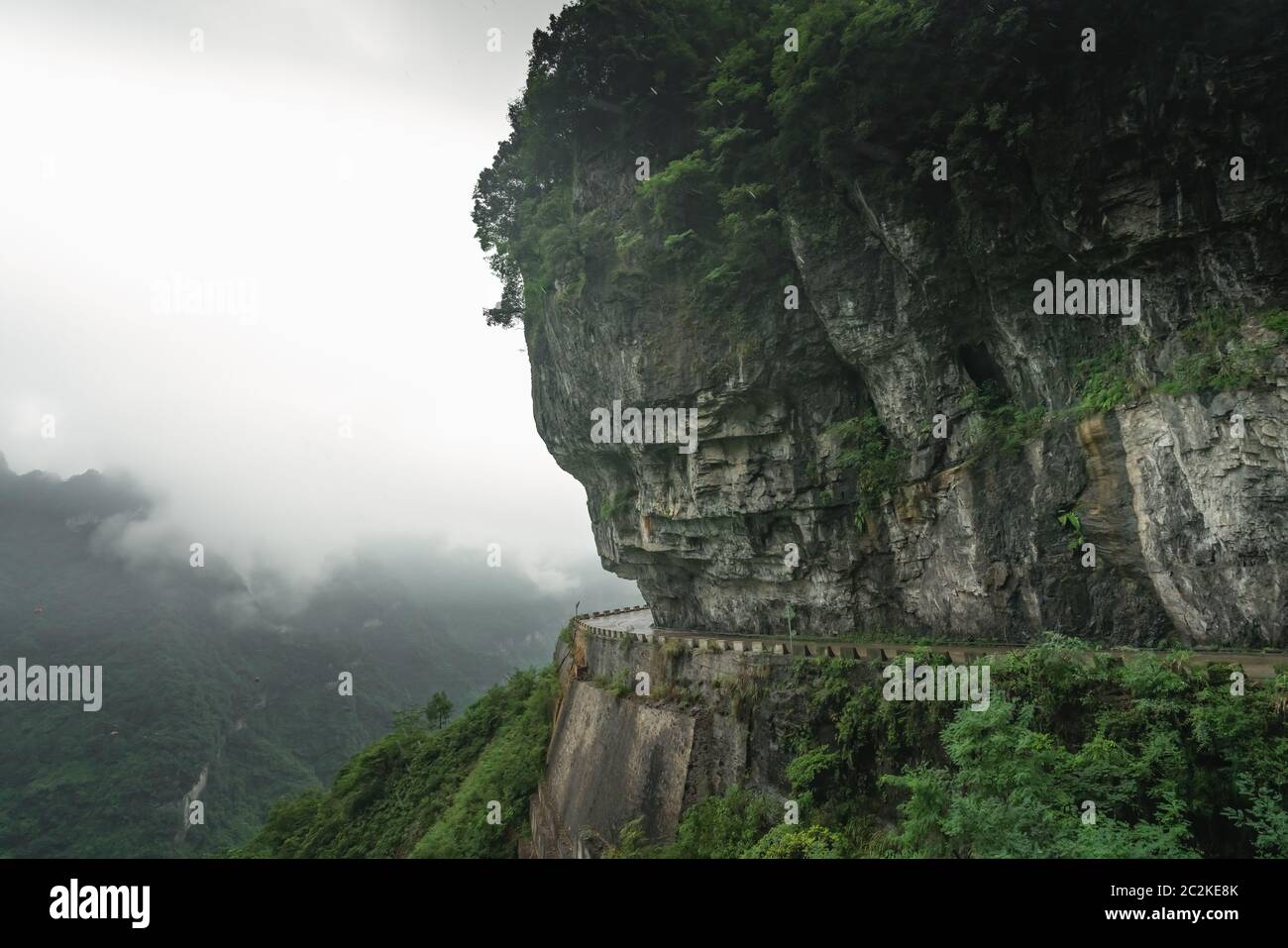 Dangerous sharp turns on the winding road of 99 turns to the top of the ...