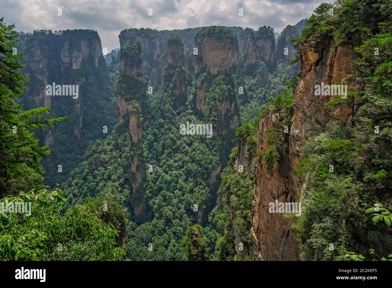 Scenic viewpoint near the Greatest Natural Bridge also known as Tian ...