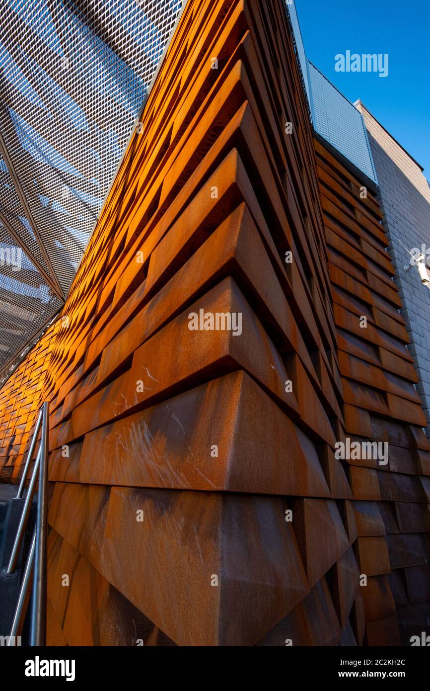 Pier 35 park on the Lower East Side at daytime in Autumn Stock Photo ...